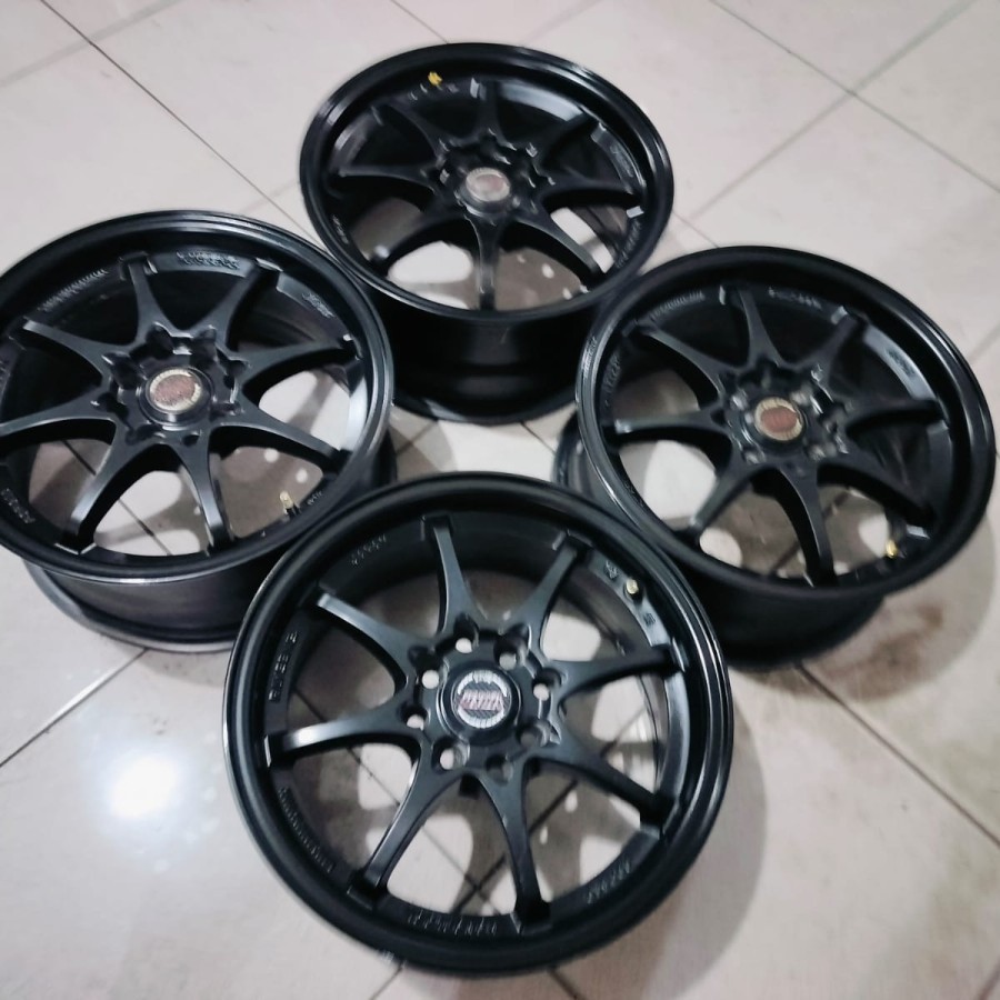 Jual velg mobil bekas racing ce28 r15 x7 et42 baut 4 cocok buat avanza ...