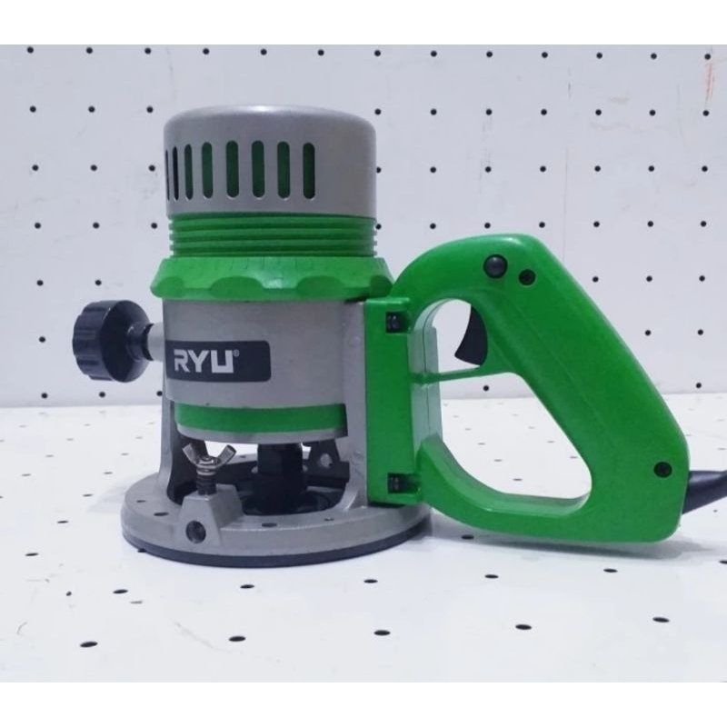 Jual mesin router Ryu RRT12-1 / mesin profil Ryu / mesin list Ryu ...