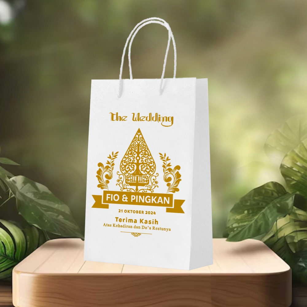 Jual Paperbag Wafer Putih Sablon / Paperbag Putih Uk. 15x8x25 ...