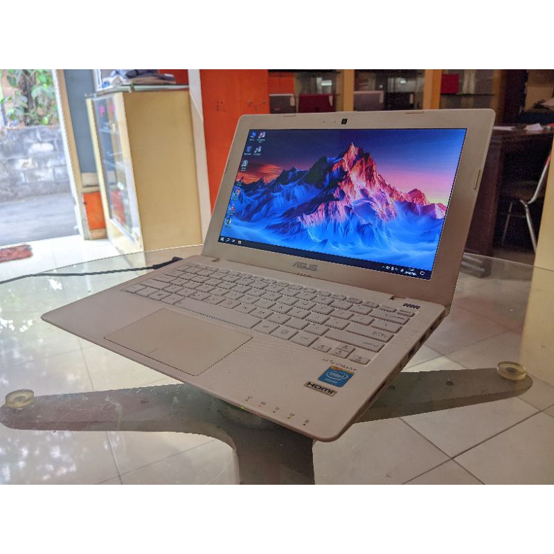 Jual LAPTOP ASUS X200CA | Shopee Indonesia