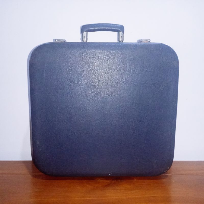 Jual (Used) Koper Jadul Besar Warna Biru - Koper Tangan Travel Vintage ...