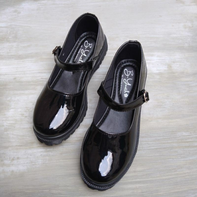 Jual Sepatu Pantofel Wanita Kerja Formal l Sepatu Docmart Cewek Korea ...