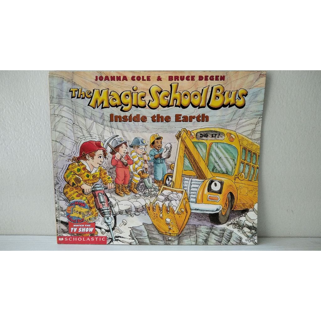 Jual Buku Anak Wonderwise Whats under the Bed bekas | Shopee Indonesia