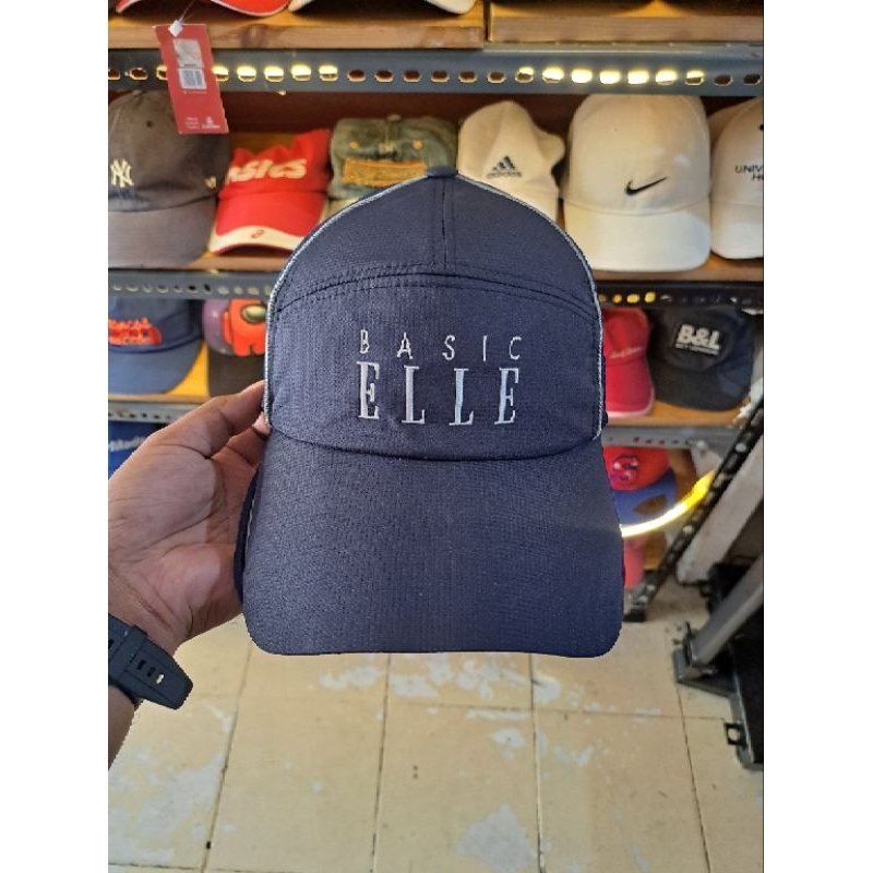 Jual TOPI BASIC ELLE ADA PENUTUP DISAMPINGNYA | Shopee Indonesia