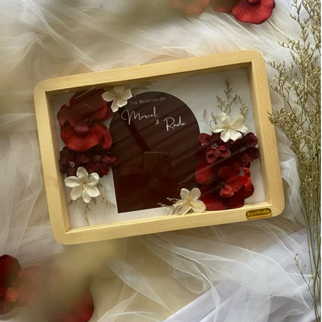 Jual Frame Mahar Pernikahan Akrilik Transparan Farme Mahar Ivy ...