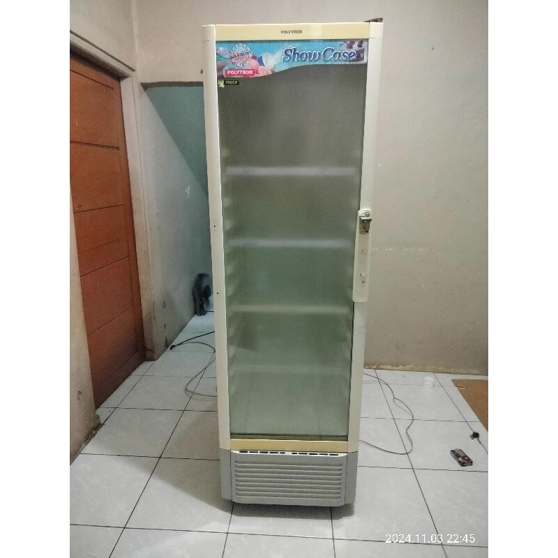 Jual Showcase Chiller 1 Pintu SCP-118 Polytron | Shopee Indonesia