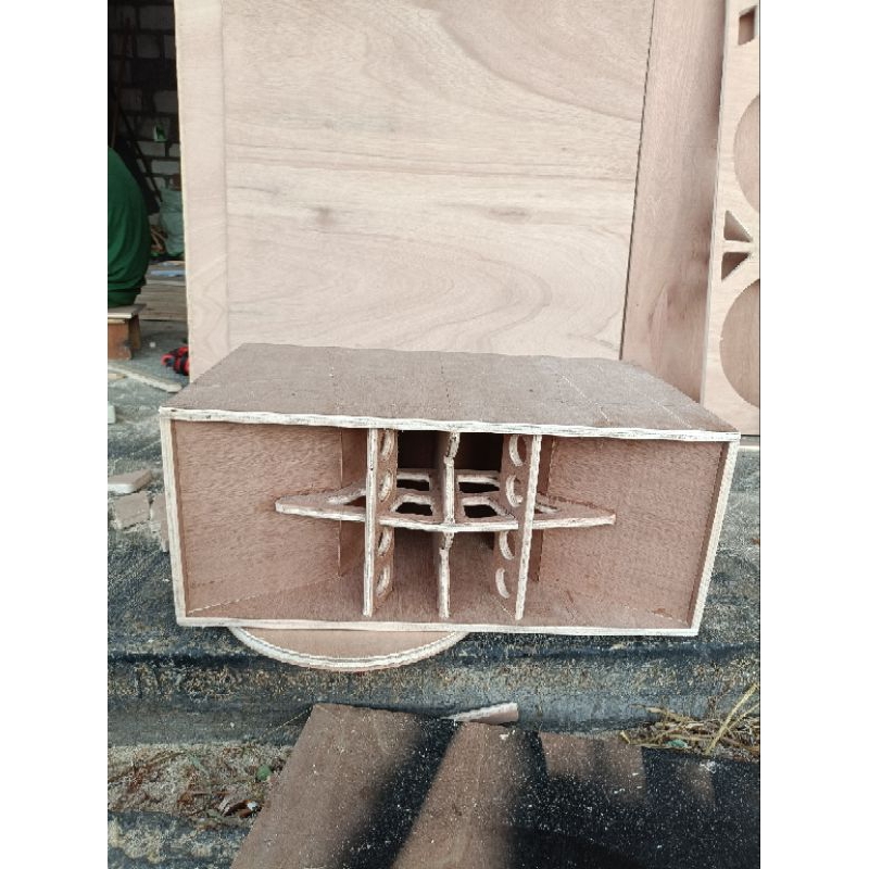 Jual Box CLA 8 inch double box spiker cla | Shopee Indonesia