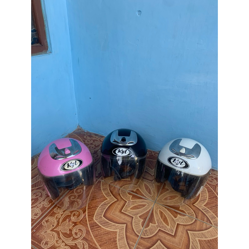 Jual HELM BEKAS KYT JET ORIGINAL | Shopee Indonesia