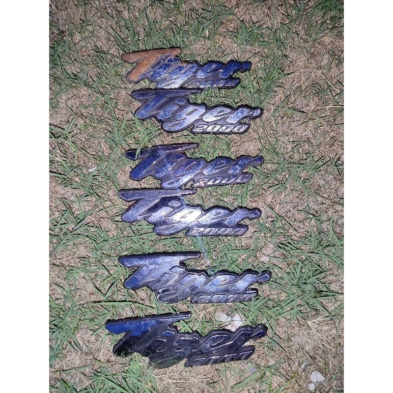 Jual emblem tangki tiger 2000 original copotan | Shopee Indonesia