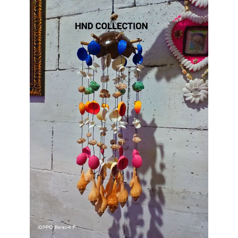 Jual hiasan gantung dari batok/kerajinan kerang/hiasan unik/dekorasi ...