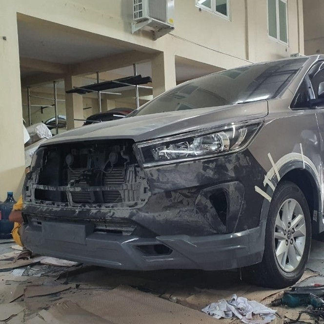 Jual Bodykit Innova FACELIFT 2021 REBORN adaptasi VENTURER GRADE-A kuat ...