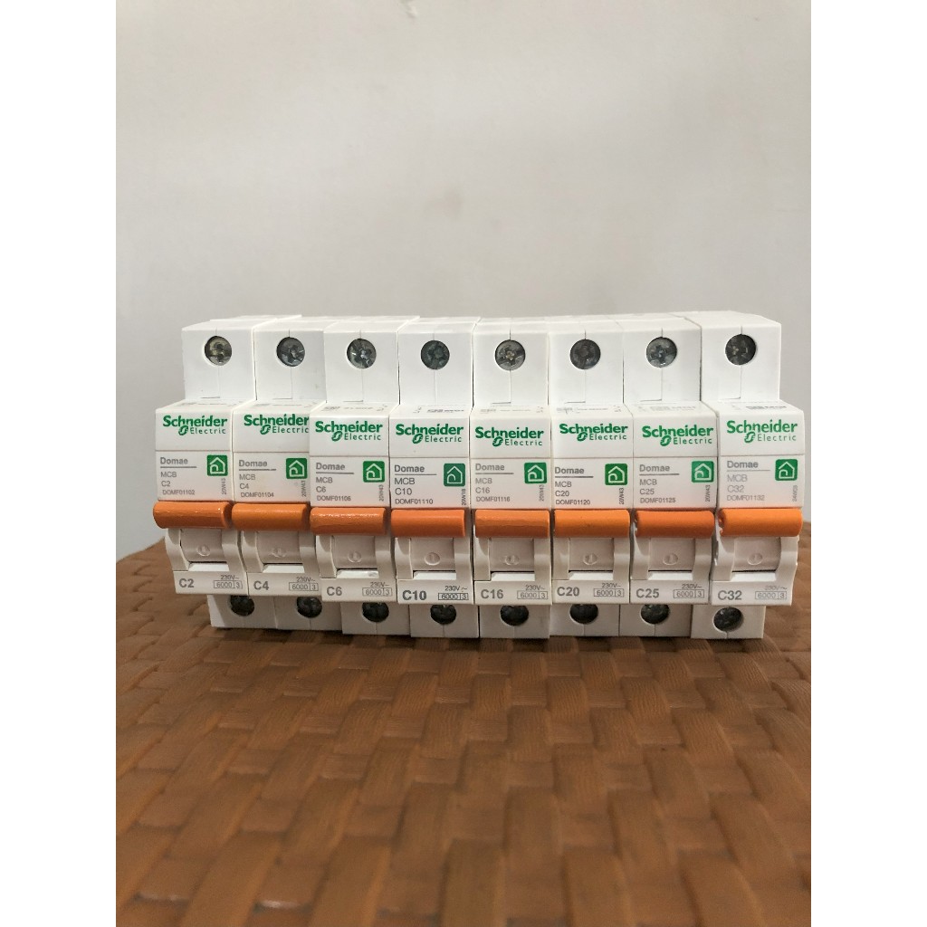 Jual MCB Schneider Domae Oren 1Phasa - 2A 4A 6A 10A 16A 20A 25A 32A | Shopee Indonesia
