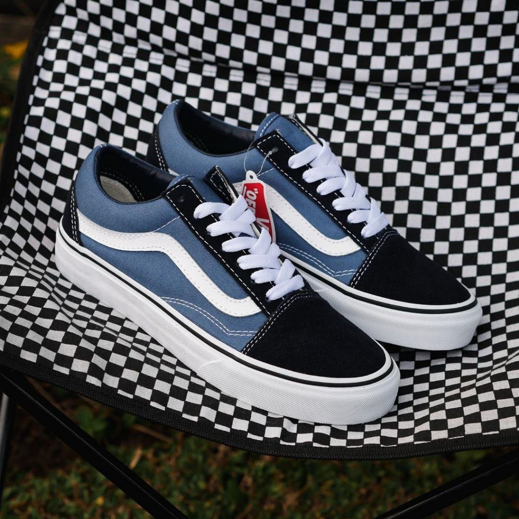 Jual Vans Oldskool Classic Navy White | Shopee Indonesia