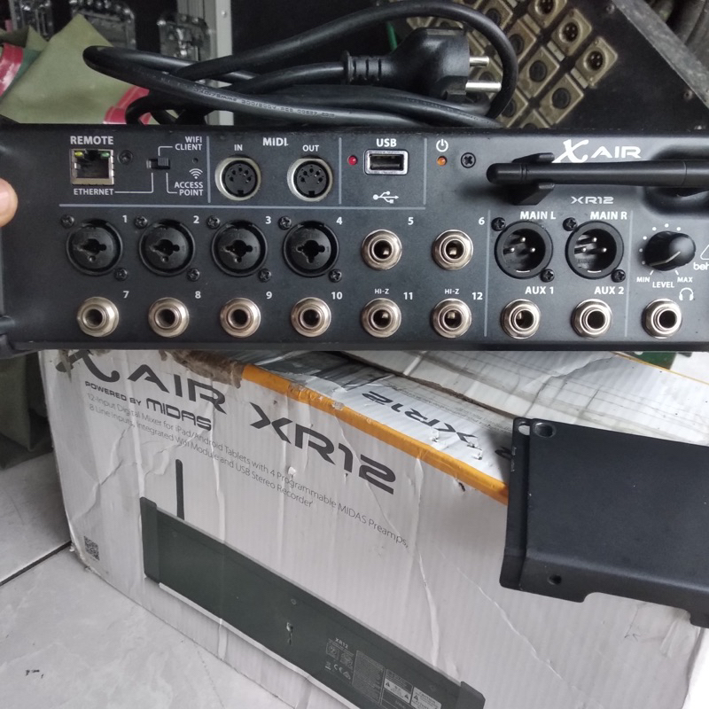 Jual behinger xair12 / xair 12 / mixer digital behringer | Shopee Indonesia