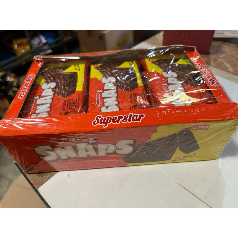 Jual Superstar Snaps Snack 28gr x 12 Pcs – Wafer coklat Renyah | Shopee ...