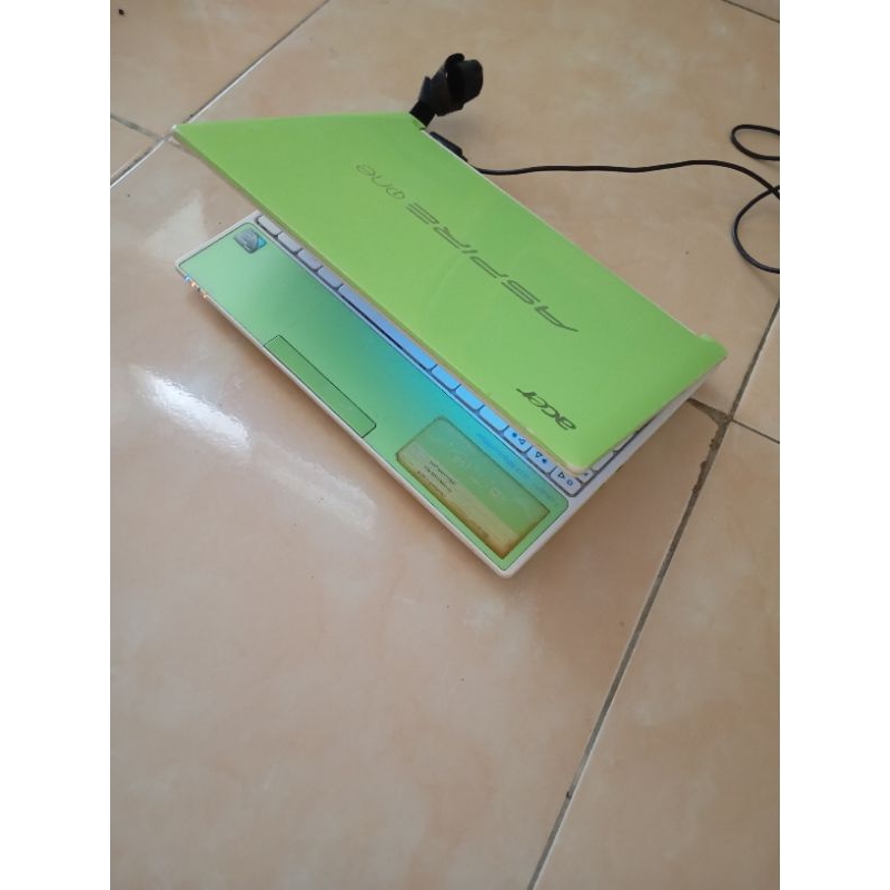 Jual laptop netbook second murah acer 10 inch slim normal semua siap ...