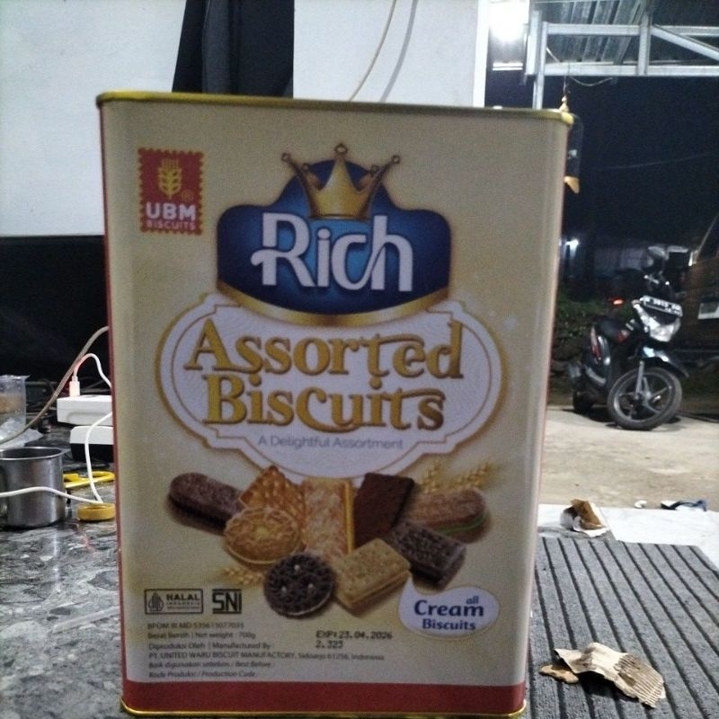 Jual Biscuit Kaleng Assorted All Varian | Shopee Indonesia