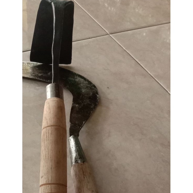 Jual Serba Terbaru satu paket isi dua cangkul kecil lurus dan alat ...