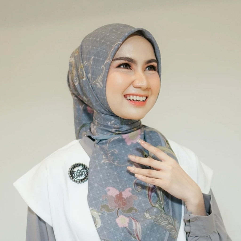 Jual MAYANG COLLECTION - EXCLUSIVE NORA SCARF | HIJAB MOTIF | Shopee ...