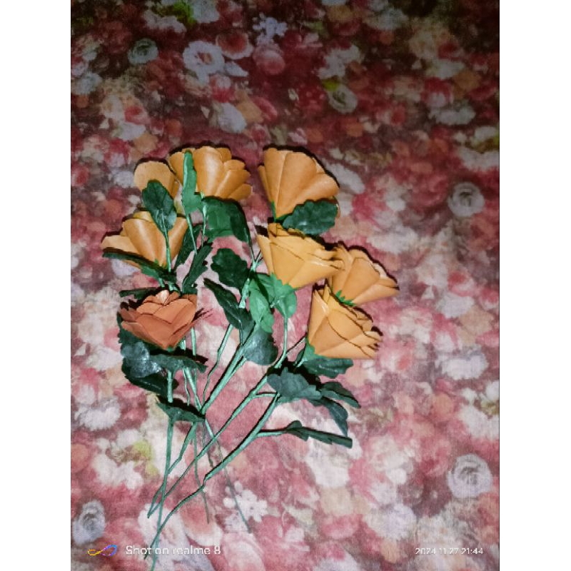 Jual bunga mawar plastik kresek per tangkai warna kuning,merah,putih ...