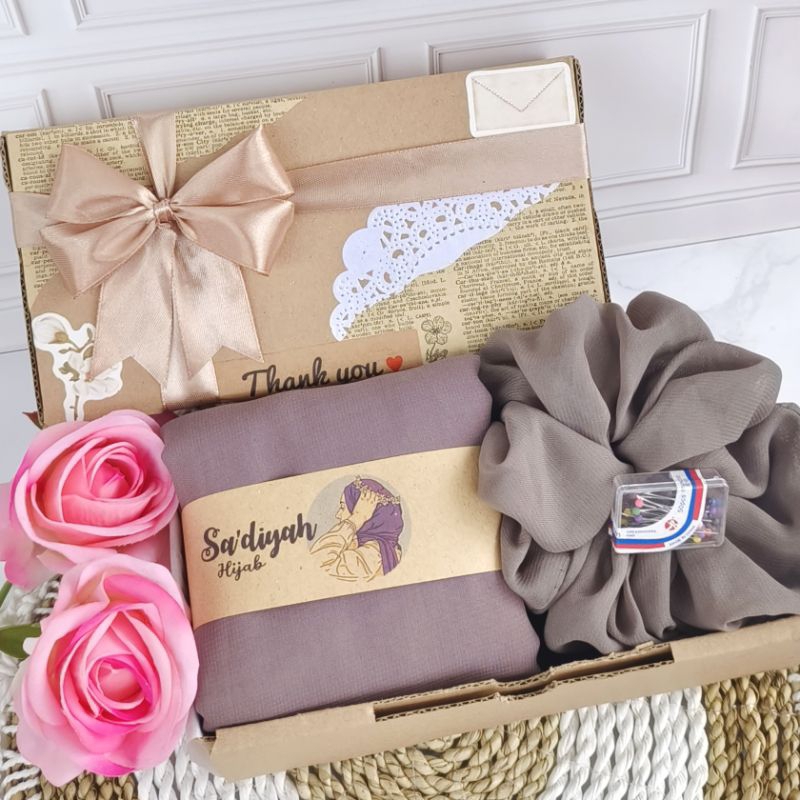 Jual Hampers Hijab Murah/ Gift Box Ultah / Kado Nikahan, Wisuda dll ...