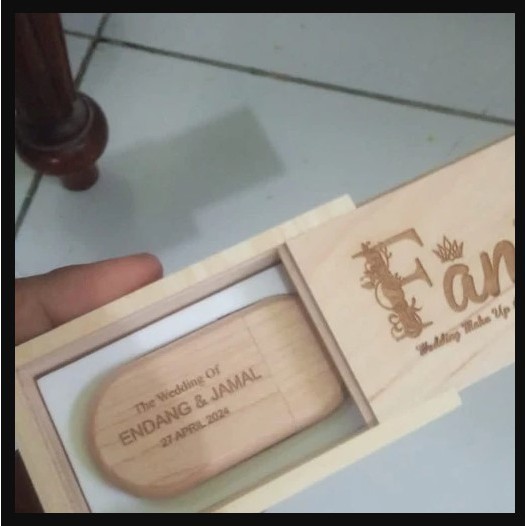 Jual Flashdisk oval dan Box geser free grafir | Shopee Indonesia