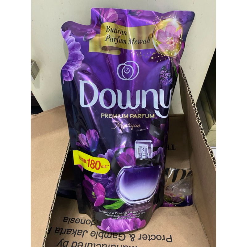 Jual Downy Pelembut Softener dan Pewangi Pakaian Konsentrat Mystique Refill 1,35 L | Shopee ...