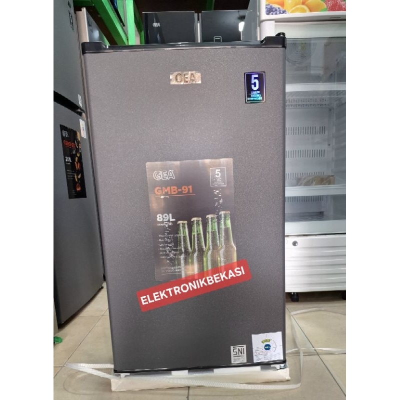 Jual KULKAS GEA GMB 91 / KULKAS MINI GEA GMB 91 / KULKAS GEA 89 LITER ...