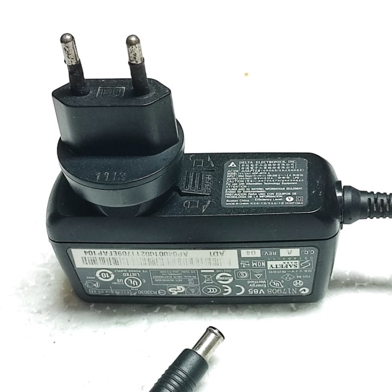 Jual Adaptor DELTA ADP-40TH A 19V 2,15A Jack jarum 6mm | Shopee Indonesia