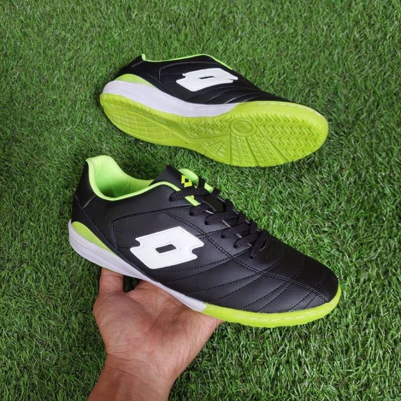 Jual Sepatu futsal lotto Pro / separu futsal murah berkualitas | Shopee ...