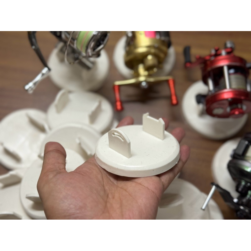 Jual Reel Display Stand / Dudukan Reel Pajangan Lemari | Shopee Indonesia