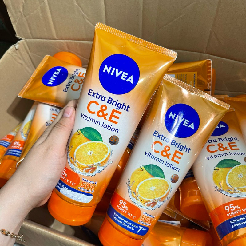 Jual NIVEA EXTRA BRIGHT C&E VITAMIN LATION KEMASAN JUMBO 320ML | Shopee Indonesia