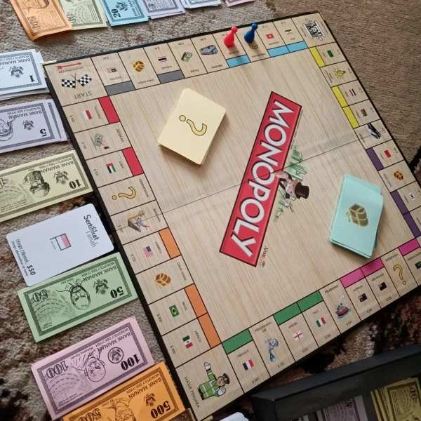 Jual Monopoly Internasional Bahasa Indonesia Lipat kotak ( Laminasi ...