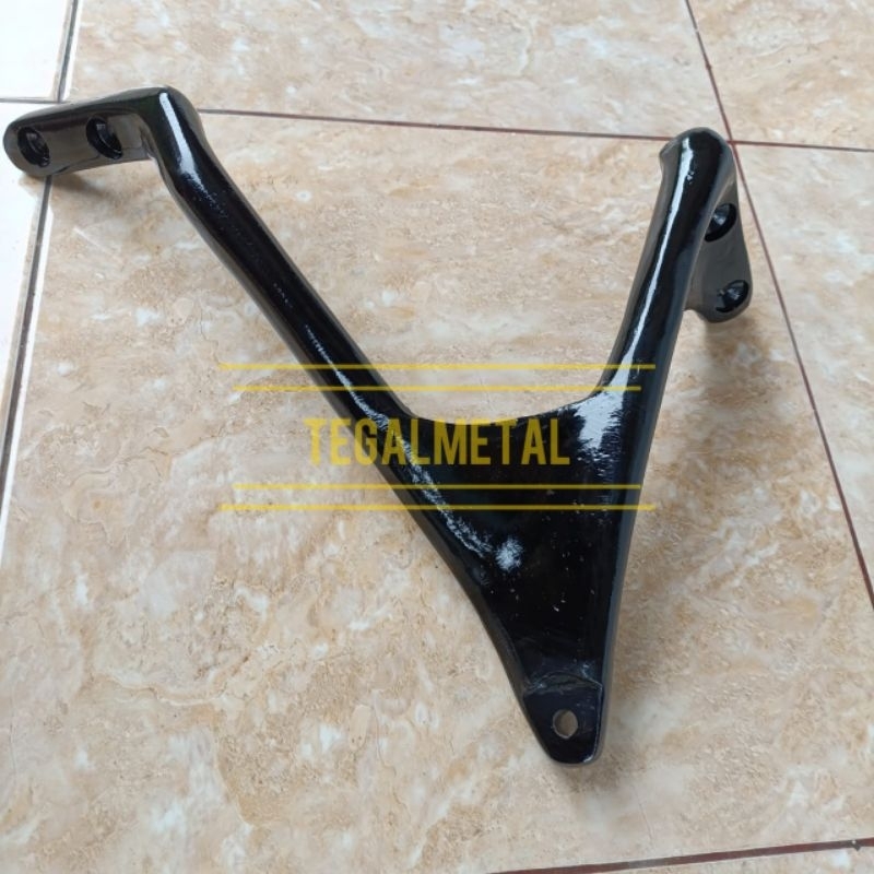 Jual BREKET BRACKET GAGANG SPION KIRI ATAS HINO LOHAN (Leter V ...