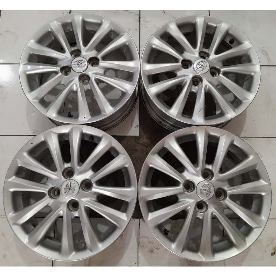 Jual Velg OEM Ring 15 Lebar 5,5 Original Baut 4x100 Murah R15 Copotan Mobil ETIOS YARIS VIOS DLL ...
