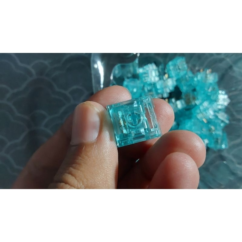 Jual Akko CS Crystal Blue Mechanical Keyboard Switch 28pcs | Shopee ...