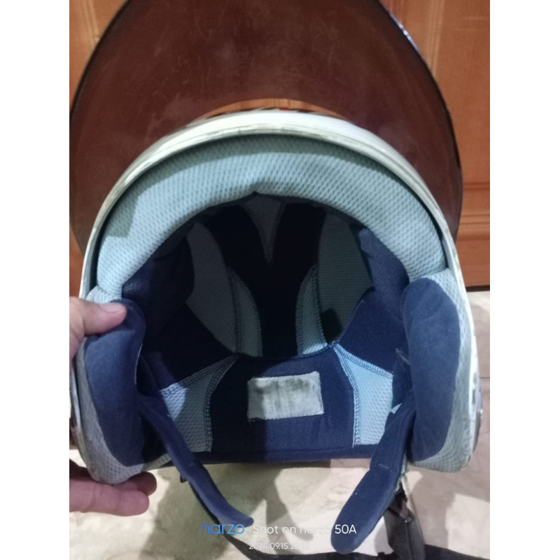 Jual HELM BEKAS | Shopee Indonesia