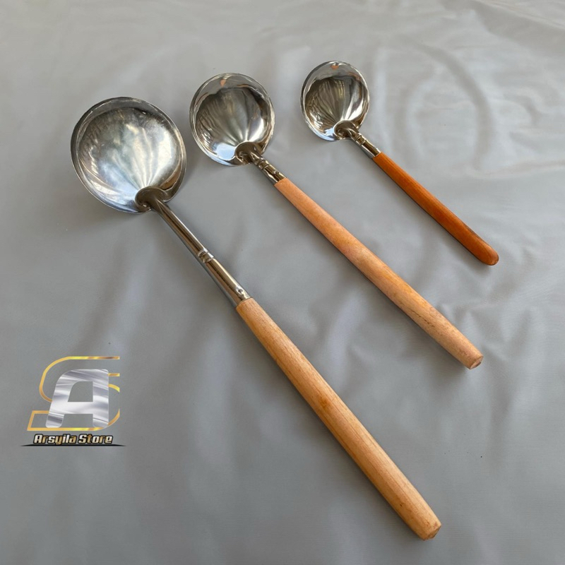 Jual irus/sinduk/centong sayur stainles gagang kayu | Shopee Indonesia