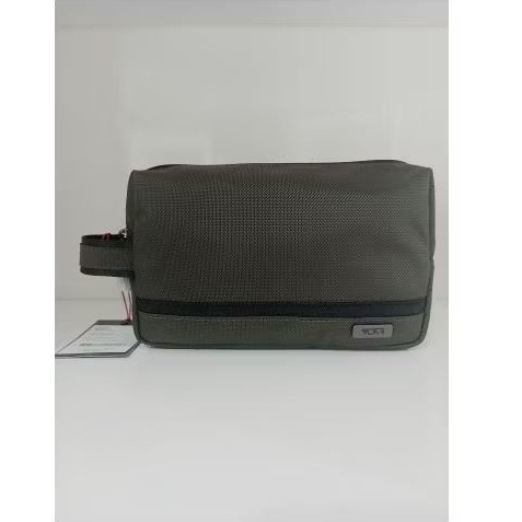 Jual TUMI Medium Kit WLO [ ORIGINAL ] | Shopee Indonesia