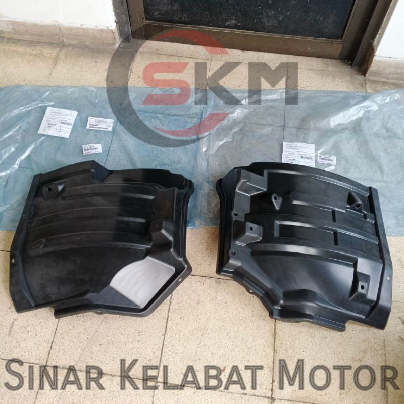 Jual SPAKBOR DEPAN APRON FENDER SIDE KANAN ( RH ) KIRI (LH) GENUINE ...