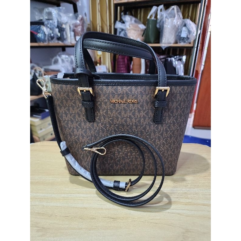 Jual MK Carryall, MK Trisha, KS Bleecker ( No DB Ori ) | Shopee Indonesia