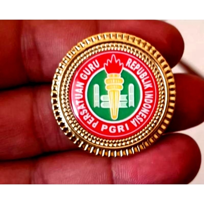 Jual pin model gerigi PGRI ( Persatuan Guru Republik Indonesia ...