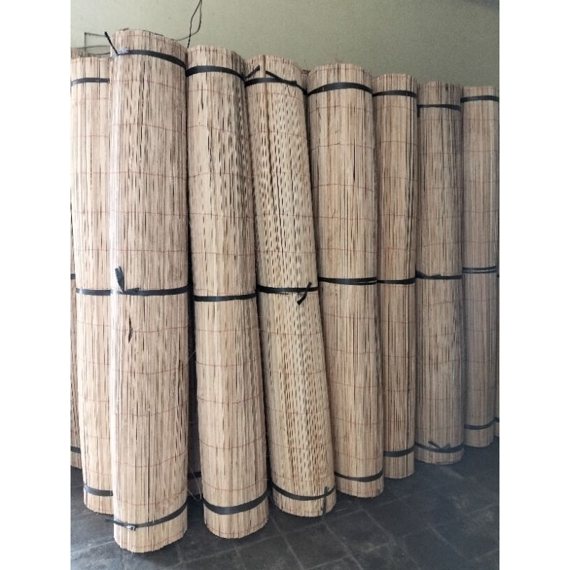 Jual TIRAI BAMBU KULIT PELEPAH SAWIT MURAH UKURAN 2X2 l TIRAI BAMBU l TIRAI BAMBU GULUNG OUTDOR ...