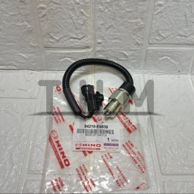 Jual SWITCH TRANSMISI, SWITCH ATRET LAMP HINO LOHAN500 84210-E0030 ...