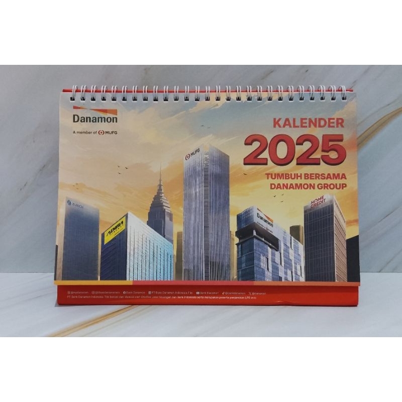 Jual Kalender 2025 meja Bank Danamon, Panin | Shopee Indonesia