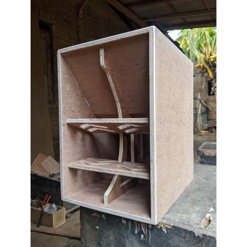 Jual box f1 8 inch model uap | Shopee Indonesia