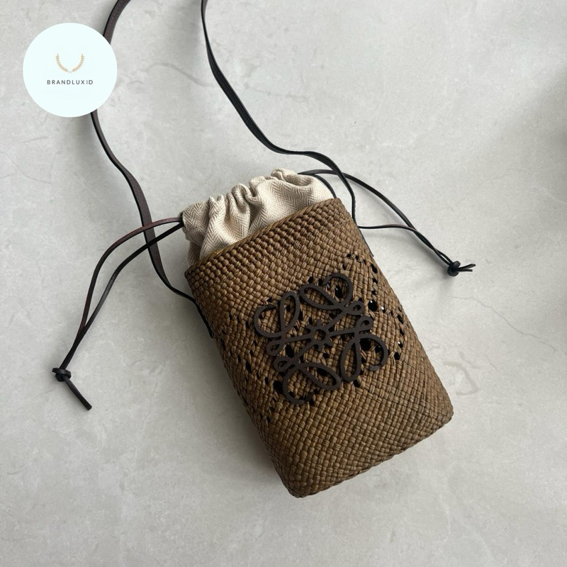 Jual Loewe square mini ajoure square pocket bag in olive/ chestnut ...