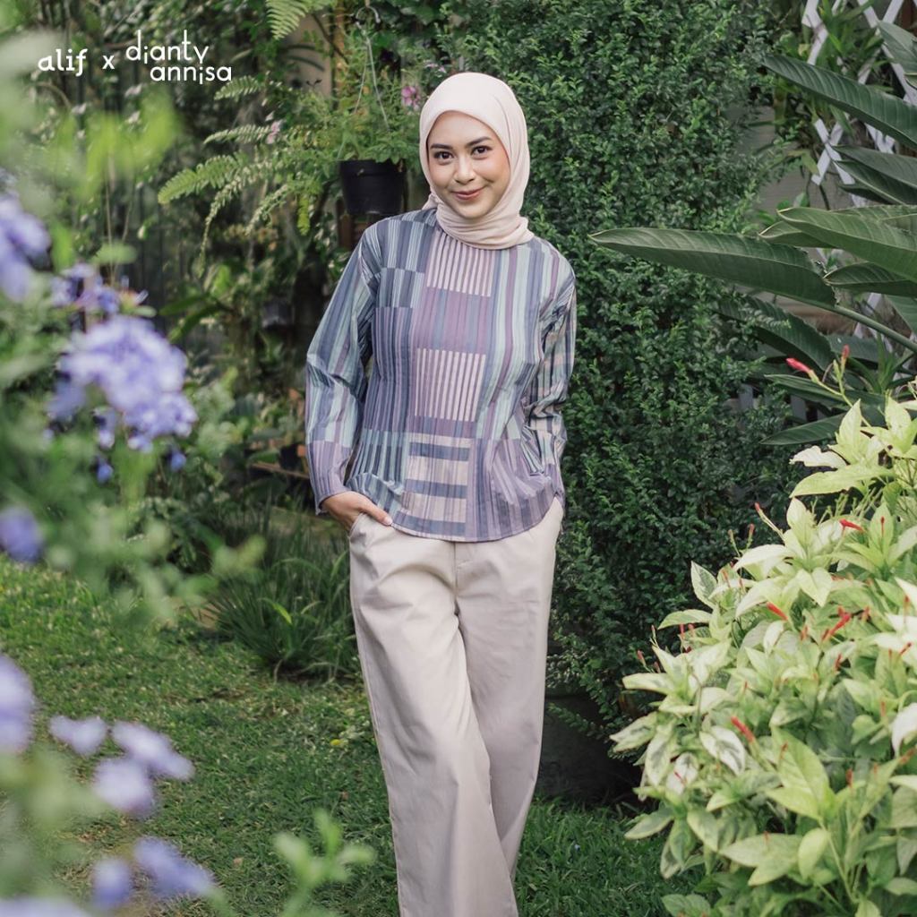 Jual Alif Modern Wear - Willow Top Pleats Motif - Alif x Dianty ...