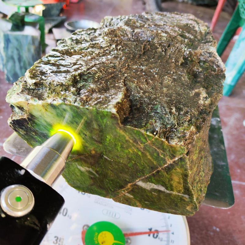 Jual GIOK NEPHRITE SUPER 10KG | Shopee Indonesia