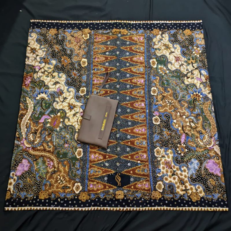 Jual Haryang Sarung Batik Tulis NARAYA Seri Majanan | Shopee Indonesia